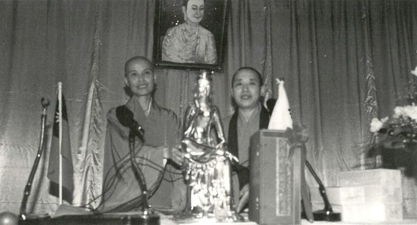 묘희스님(妙喜, 1937生, 비구니) - biguni